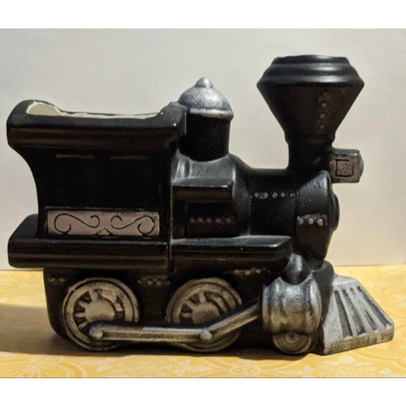 Thomas Ceramics | Other | Thomas Ceramics Train | Poshmark